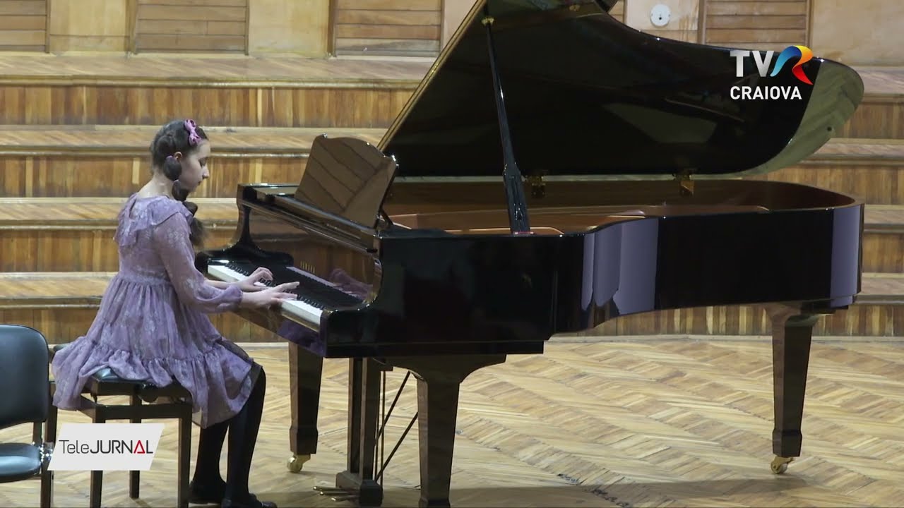 GALA „MICILOR TEORETICIENI” - Stiri - TVR Craiova