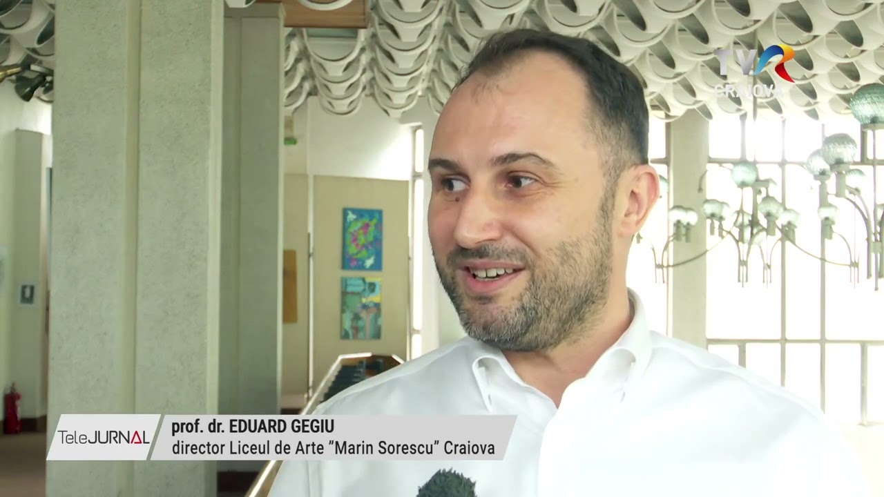 RECITALUL PROFESORILOR DEDICAT ELEVILOR - Stiri - TVR Craiova